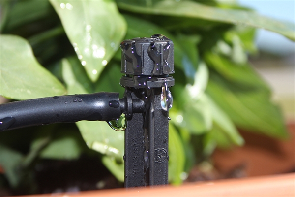 Mister Landscaper Drip Irrigation and Micro Spray. Patio & Potted Plant ...
